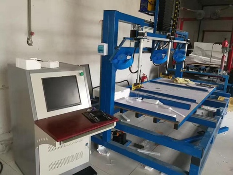 Buy Eps Foam 3d Cnc Contour Cutting Machine With Ce Certificate from ...