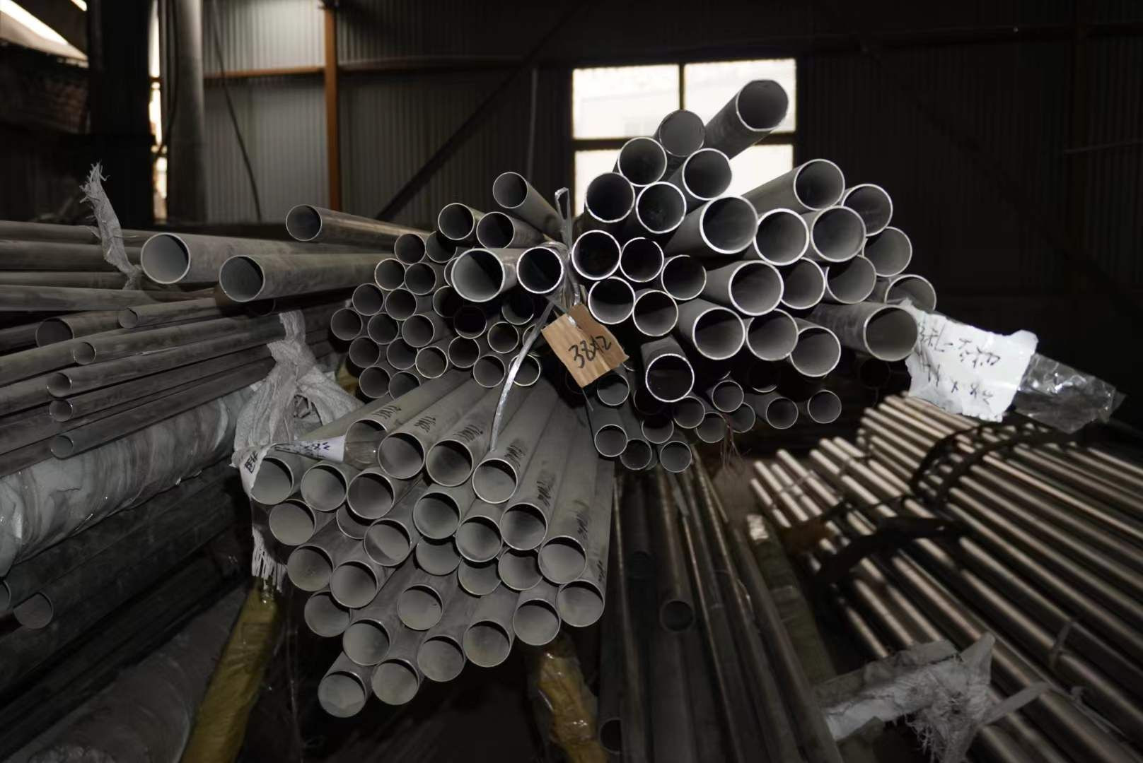 Buy Titanium Pipe from Shaanxi Elpha Industry Co.,Ltd, China ...