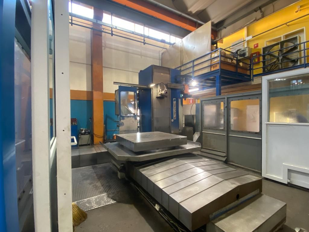 Buy Floor Type Milling Machine Fil Fbm 300 from Aqualogz, United Arab ...