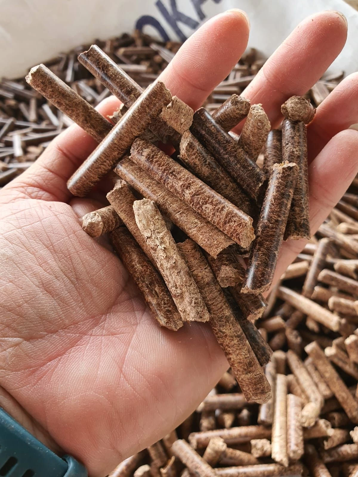 Buy Wood Pellet from Aira Global Grup, Indonesia | Tradewheel.com