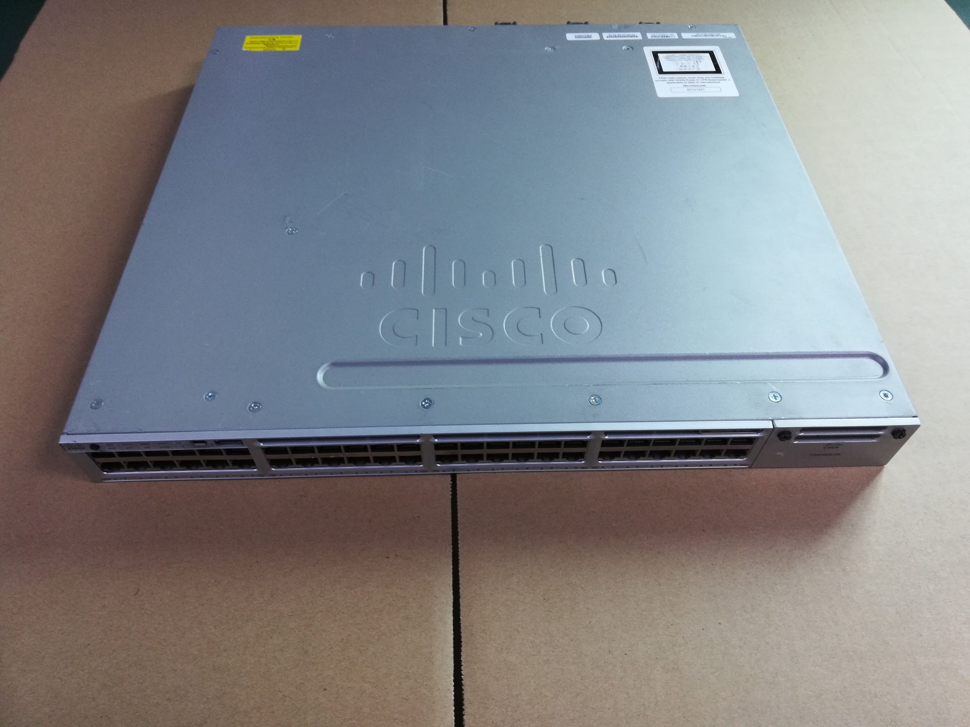 Buy Ws-c3850-48p-e Cisco Catalyst 3850 48 10/100/1000 Poe Ip Service ...