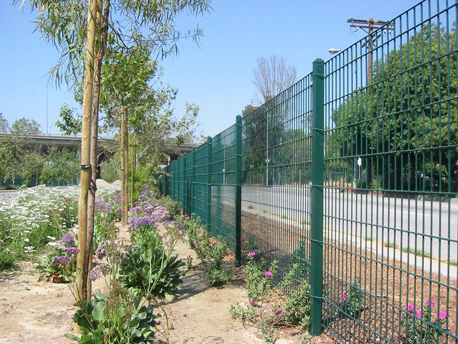 Buy Perimeter Fence from Dezko Hardware Wire Mesh Co.,Ltd, China ...