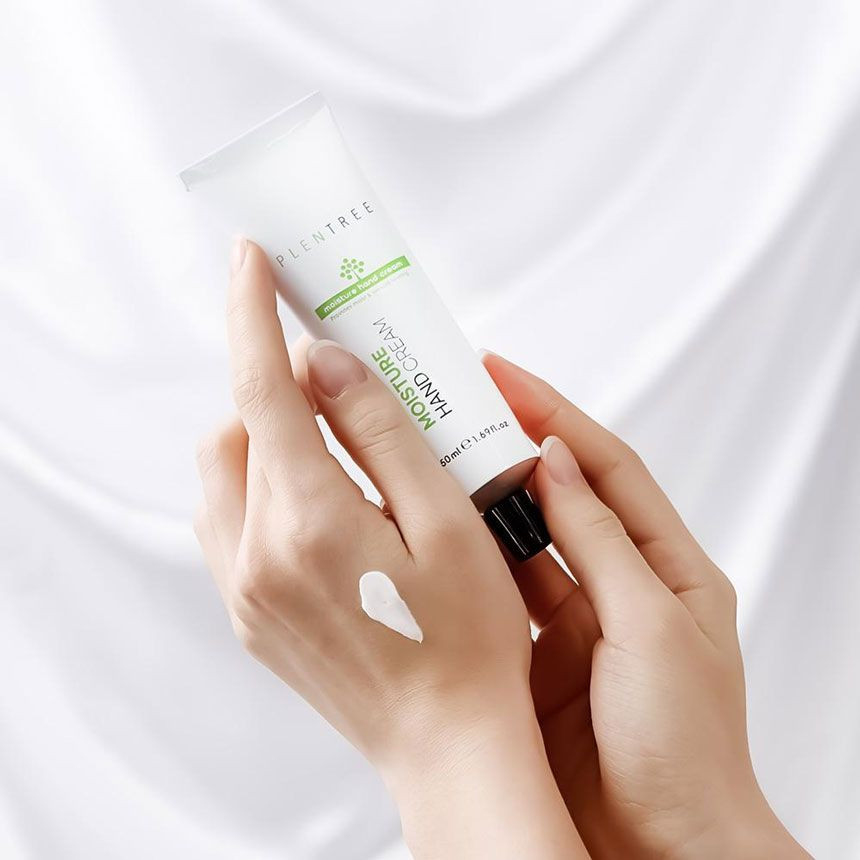 Buy Moisture Hand Cream Dawn In Bloom (sweet) from Gobizkorea, South ...