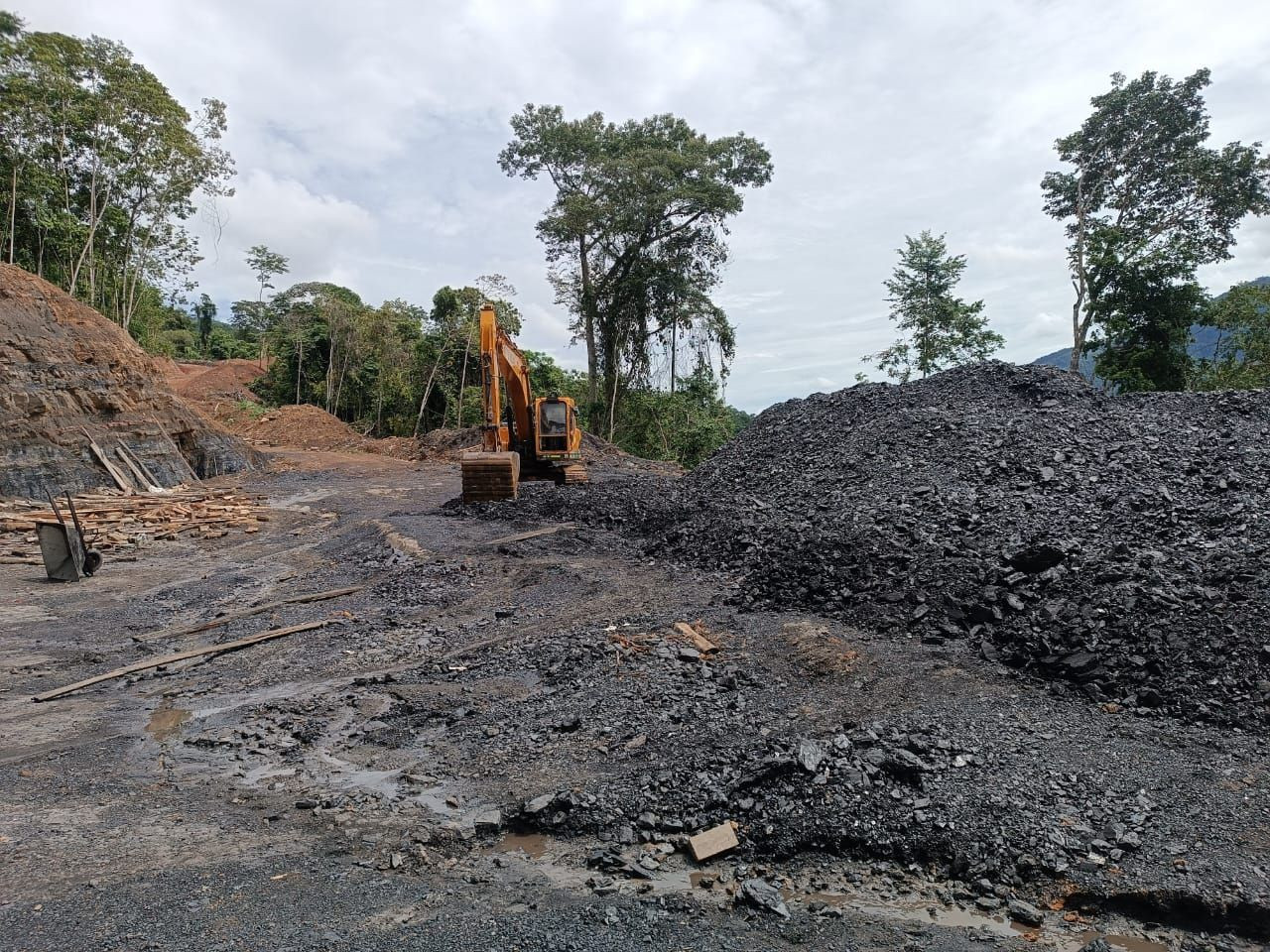 Buy Coal, Thermic Coal, Steam Coal, Coking Coal, Anthracite ...