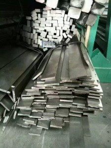 Buy 1084 Steel Flat Bar Bright And High Precision Chinese Factories ...