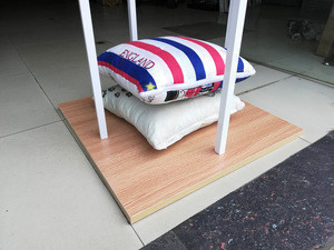 Buy Custom Flooring Metal Pillow Display, Sofa Pillow Display Rack from ...