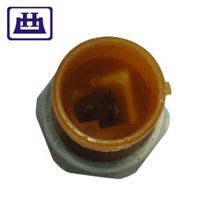 Buy High Performance Engine Oil Pressure Sensor 1807369c2 For Dt466e ...
