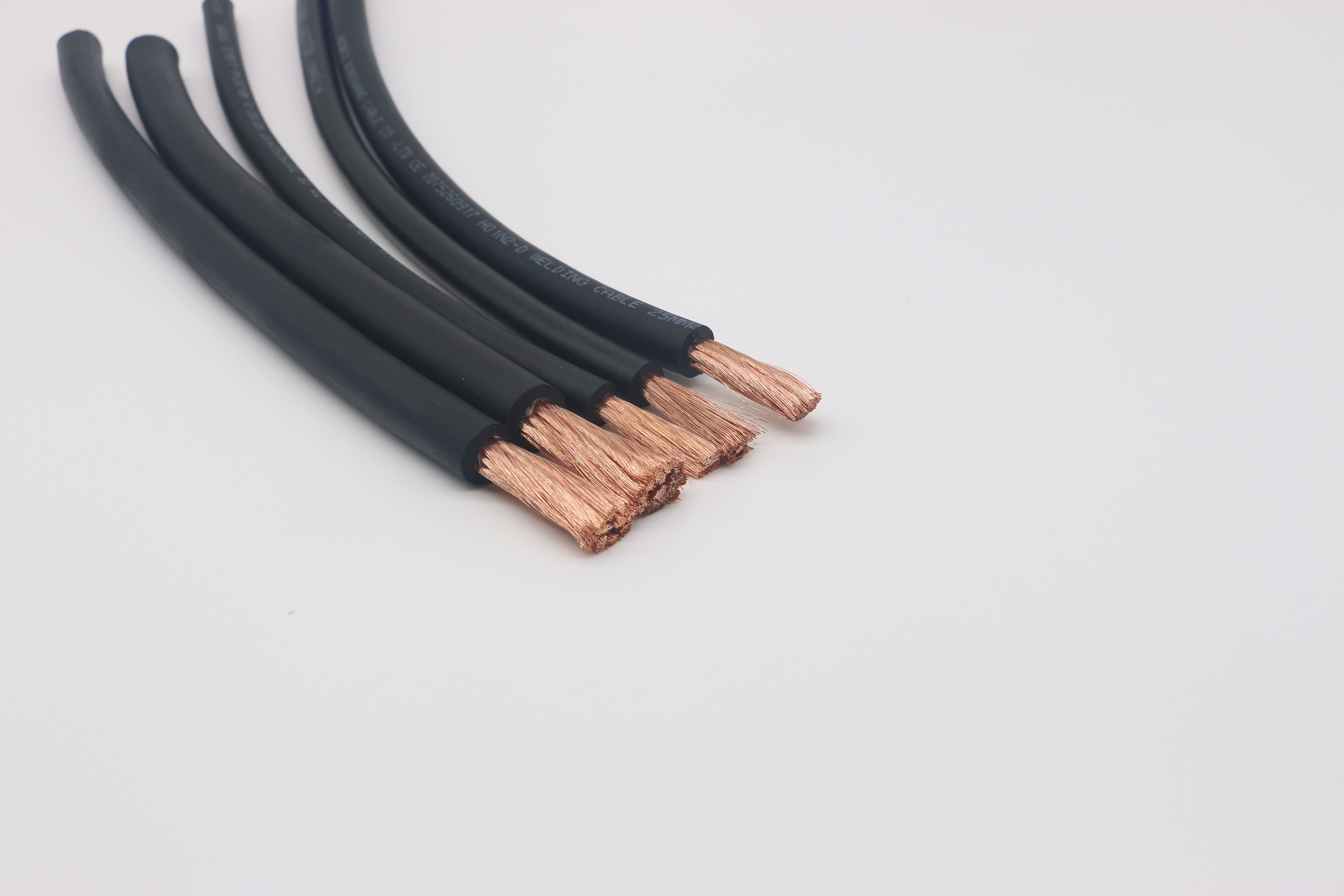 Buy 35mm²welding Cable Pure Copper Rubber Wires Ccc from Hebei Donggang ...