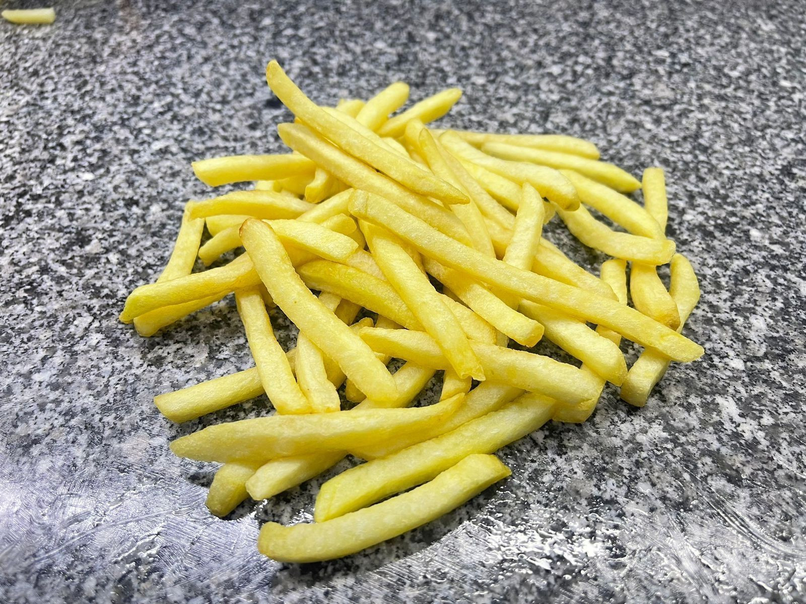 Buy Premium Frozen French Fries - Grade A Golden Crunch - 7mm & 9mm Cut ...
