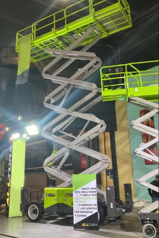 Buy Chinese Hydraulic Electric Scissor Lift Zs1012dc-li Mini Self ...