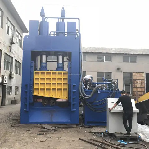 Buy Wide Application Range Gantry Type Metal Cutting Machine from Henan ...