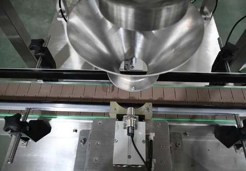 Buy Automatic Rotary Small Granule Chocolate Ball Sweets Jelly Candy ...