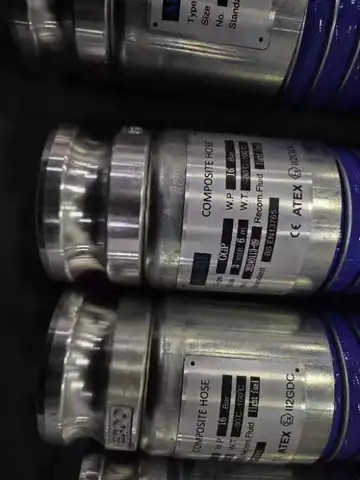 Buy China Factory Composite Offloading Hose Oil Transport Composite ...