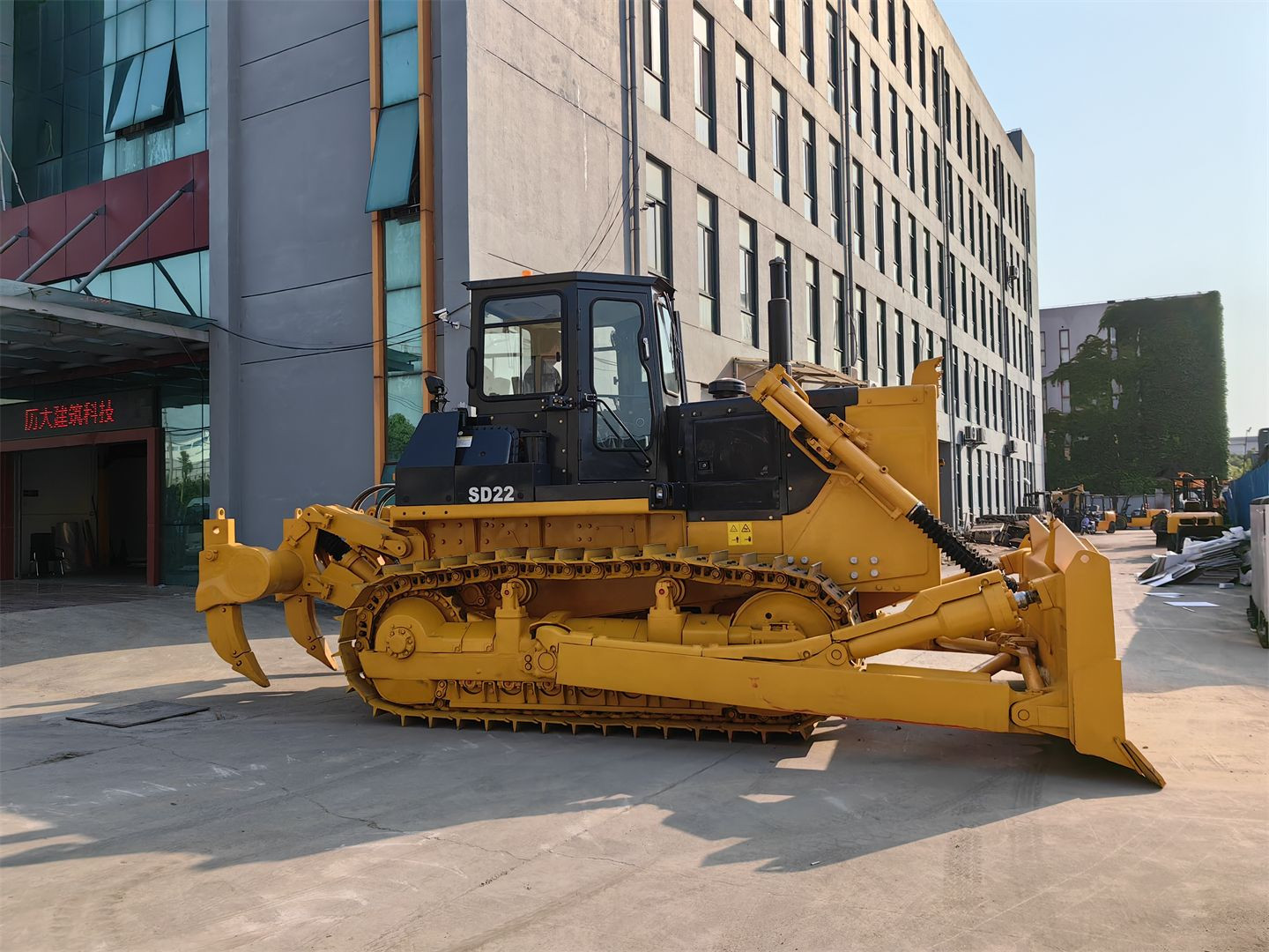 Buy Shantui Sd22 Bulldozer Sd16 Sd32 from PF Machinery Limited, China | Tradewheel.com