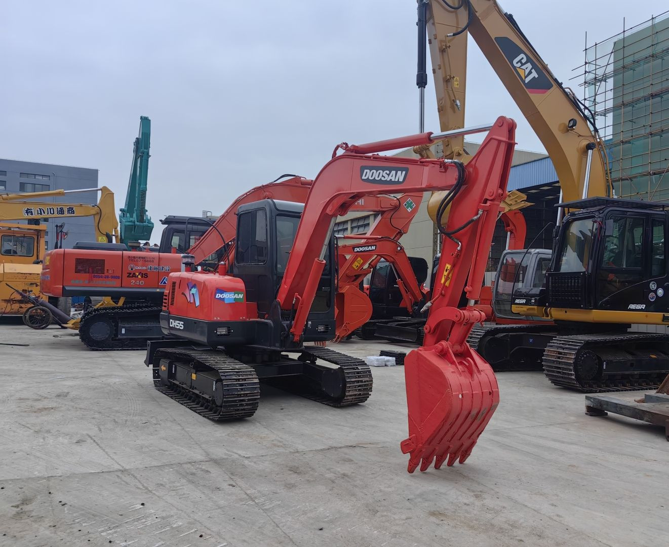 Buy Doosan Small Excavators D55 Dh60 Dx55 Mini Excavator from PF ...