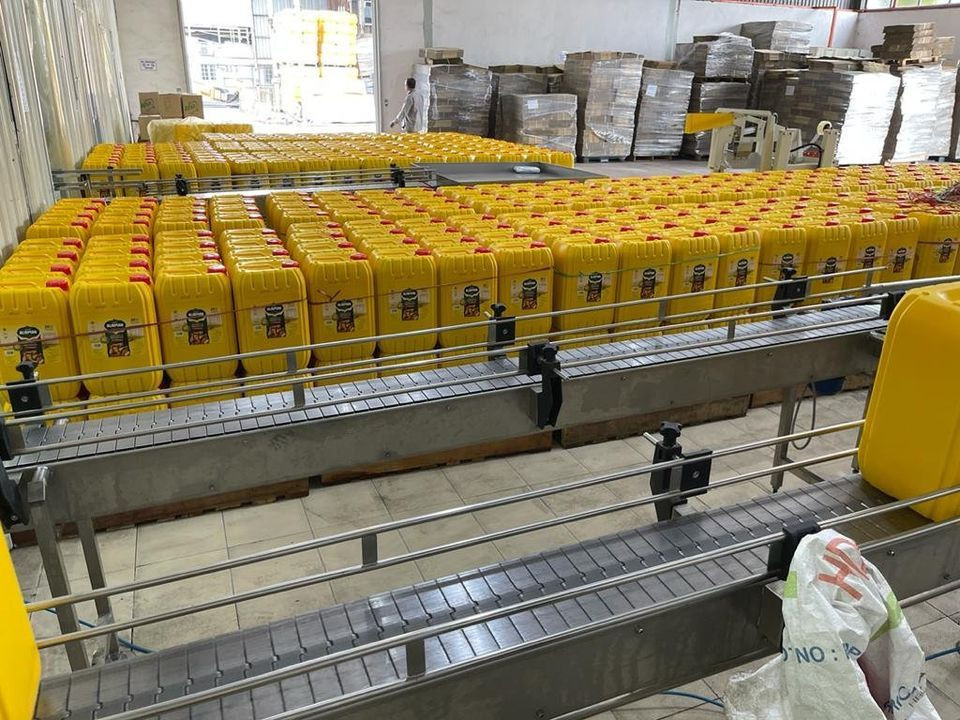 Buy Refined Palm Oil / Palm Oil - Olein Cp10, Cp8, Cp6 For Cooking For ...