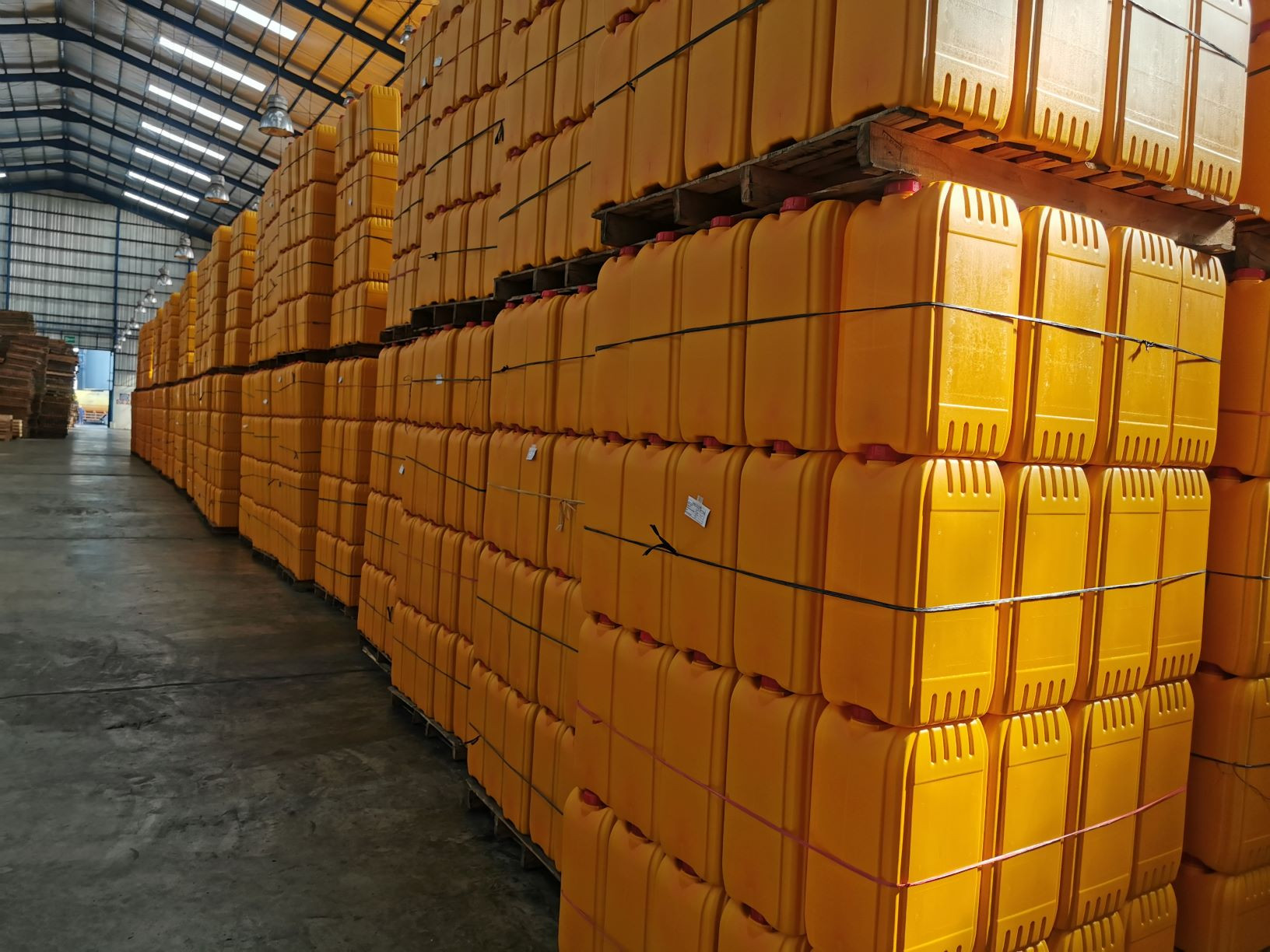 Buy Plastic Raw Material Cac03 Filler Masterbatch For Heavy Duty from ...