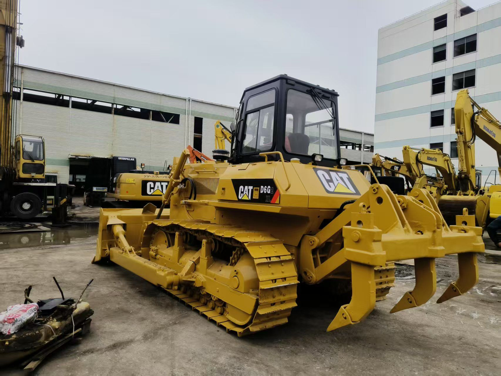 Buy Used Cat D6r Bulldozer Caterpillar D6 D6h D6g D6r Crawler Bulldozer ...