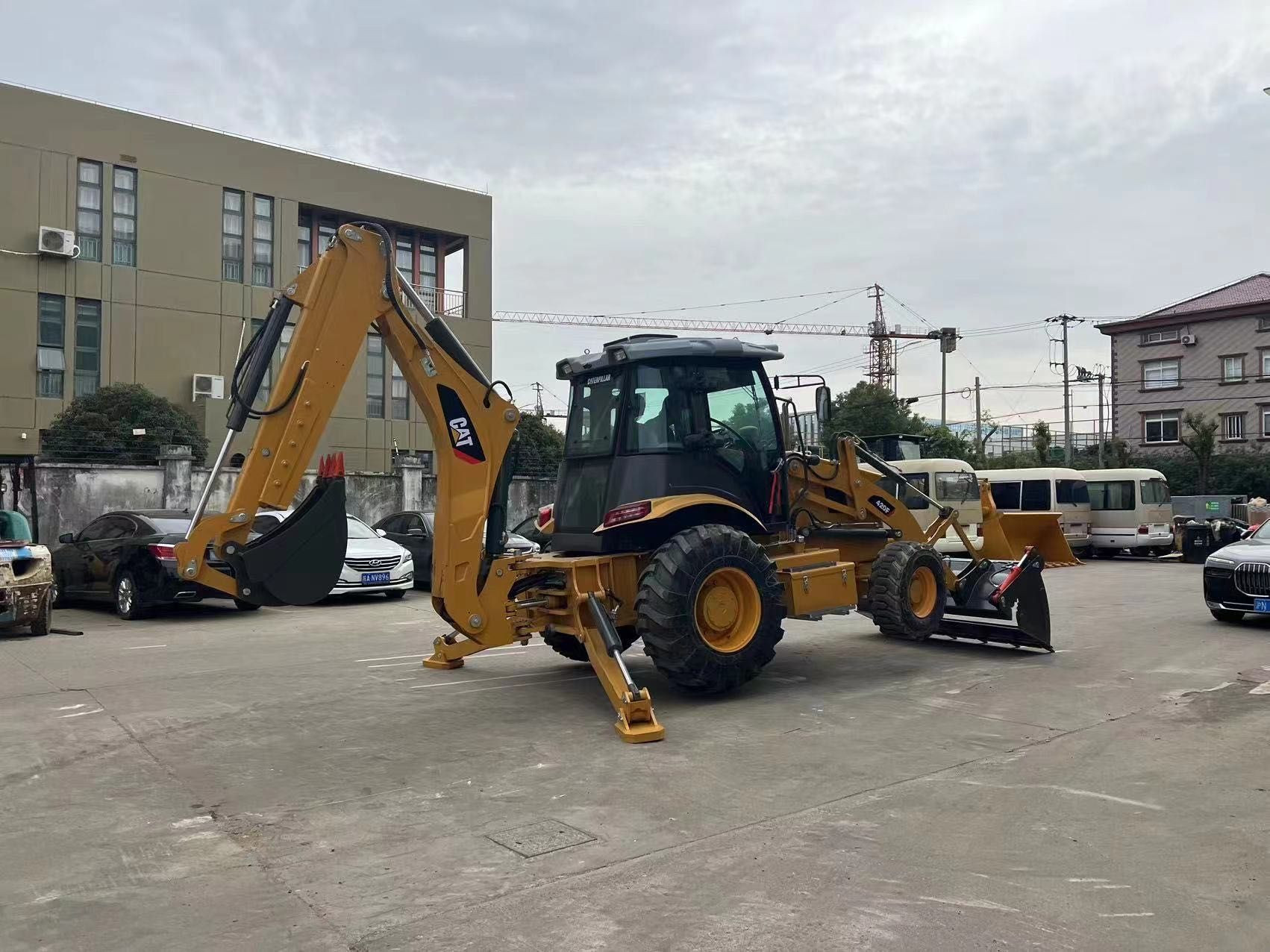 Buy Japan Brand Used Caterpillar Backhoe Cat420f Cheap For Sale In ...