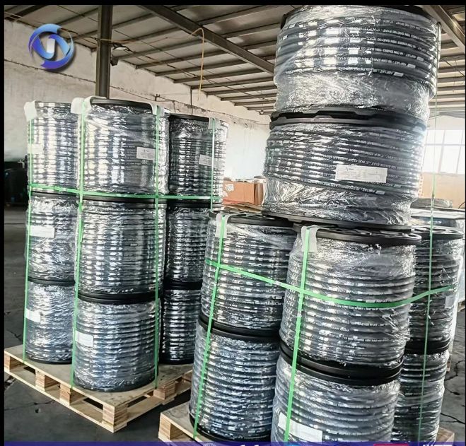 Buy Hydraulic Hose from Luohe Tiema Rubber Products Co., Ltd., China ...
