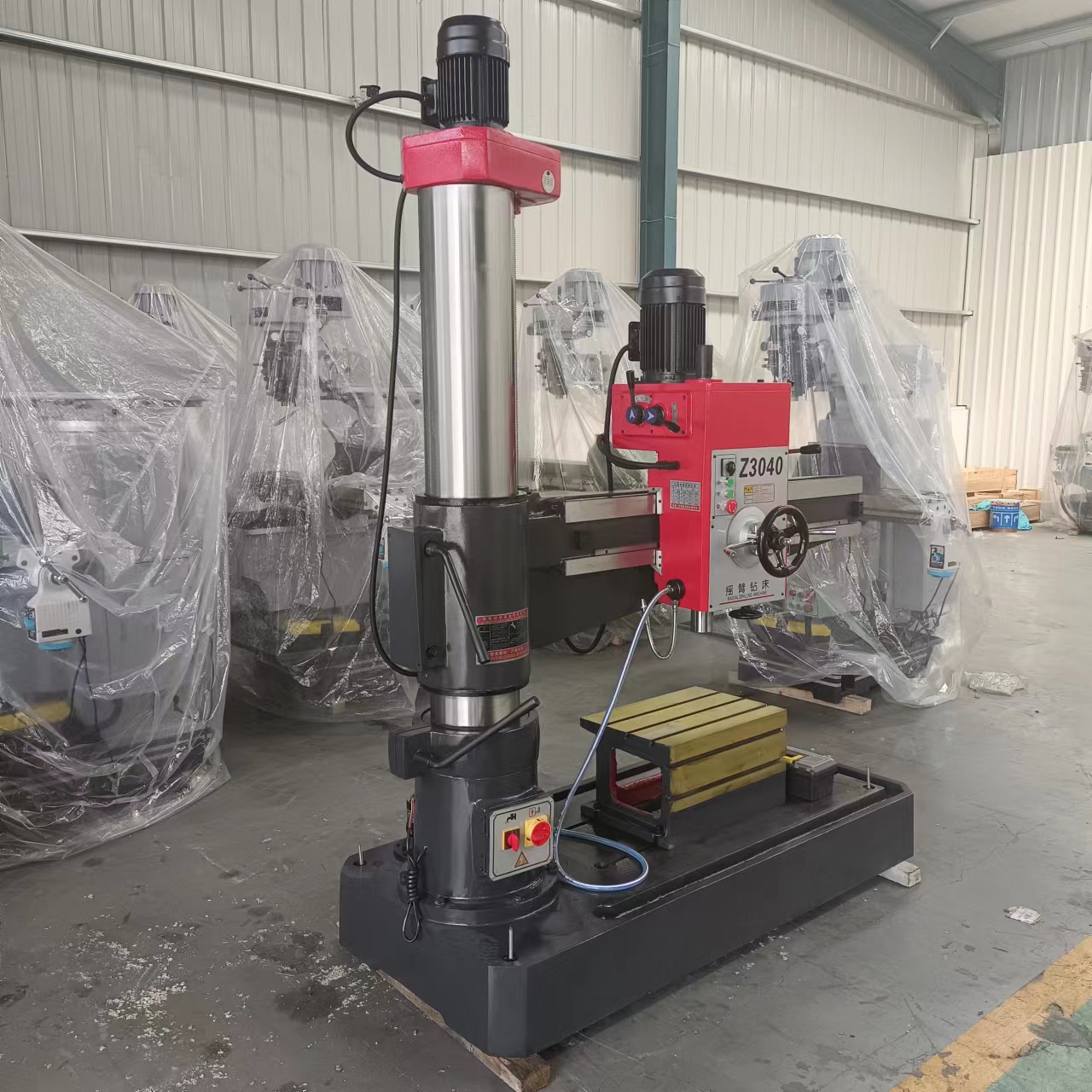 Buy Z3040x13 Cost-effective Mechanical Radial Drilling Machine Dual ...