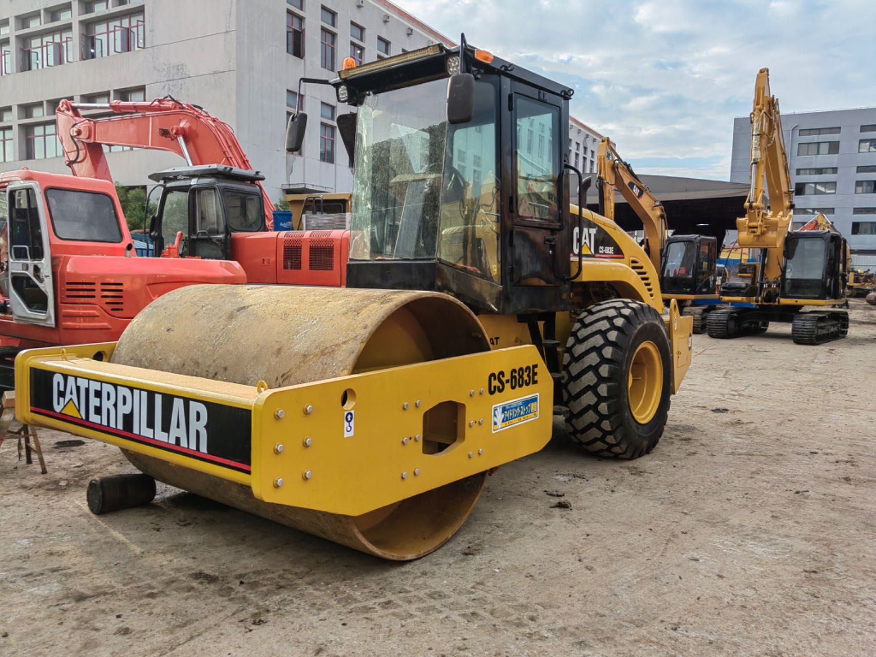 Buy Good Condition Used Caterpillar Cs683e Cat Road Roller from ...