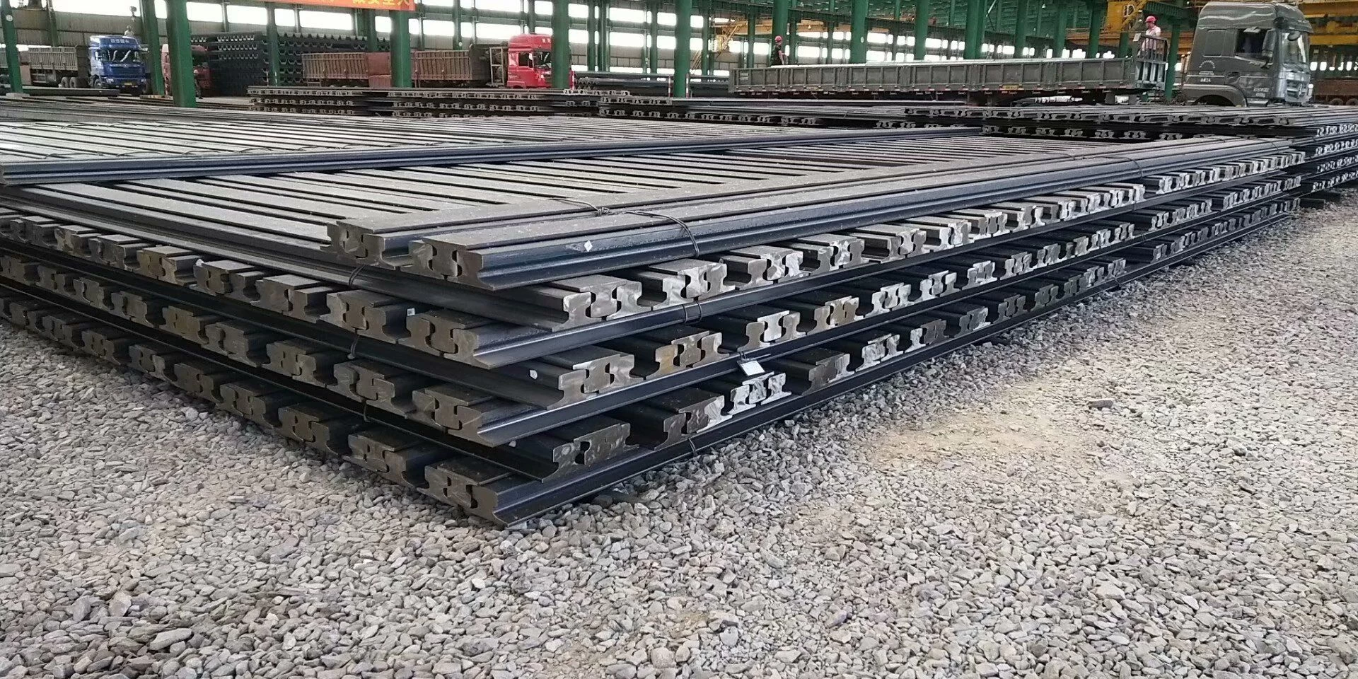 Buy R260 U71mn Qu80 Rail/steel Rail/railway Rail/heat Treated Rail from ...