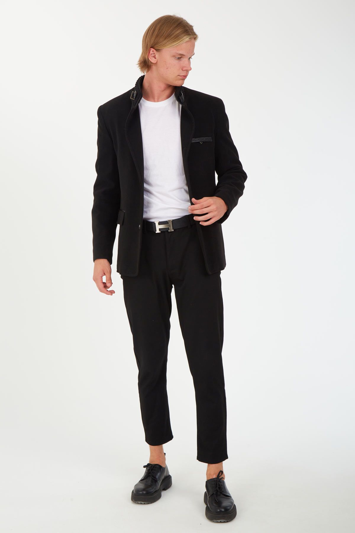 Buy Sposo Men’s Black Dominated Collar Slim Fit Cachet Coat from Sposo ...