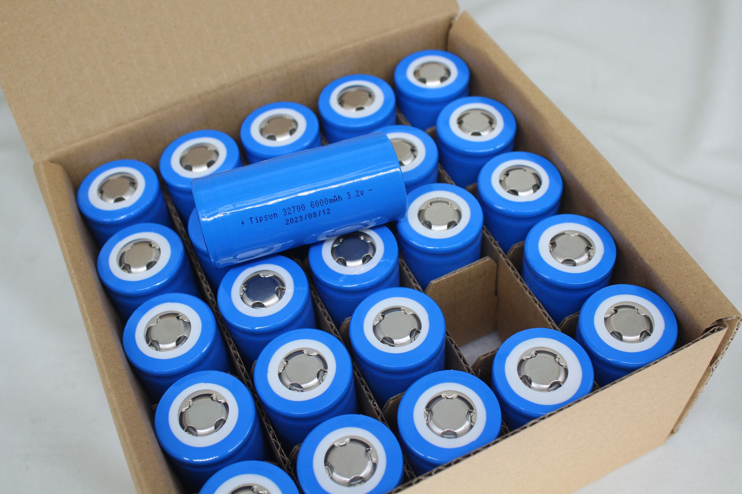Buy Brand New 32650 Lifepo4 6000mah 32700 Lifepo4 3.2v 6000mah Lithium ...