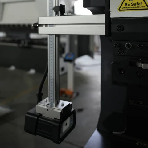 Buy Lb Cnc Bending Machine 4-axis Servo Drive Electric Press Brake For ...