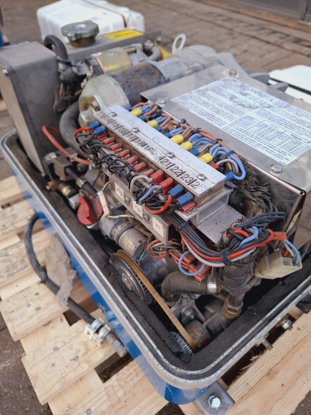 Buy Agt 4000 Generator 24v 180a Dc Generator For Battery Pack from ...