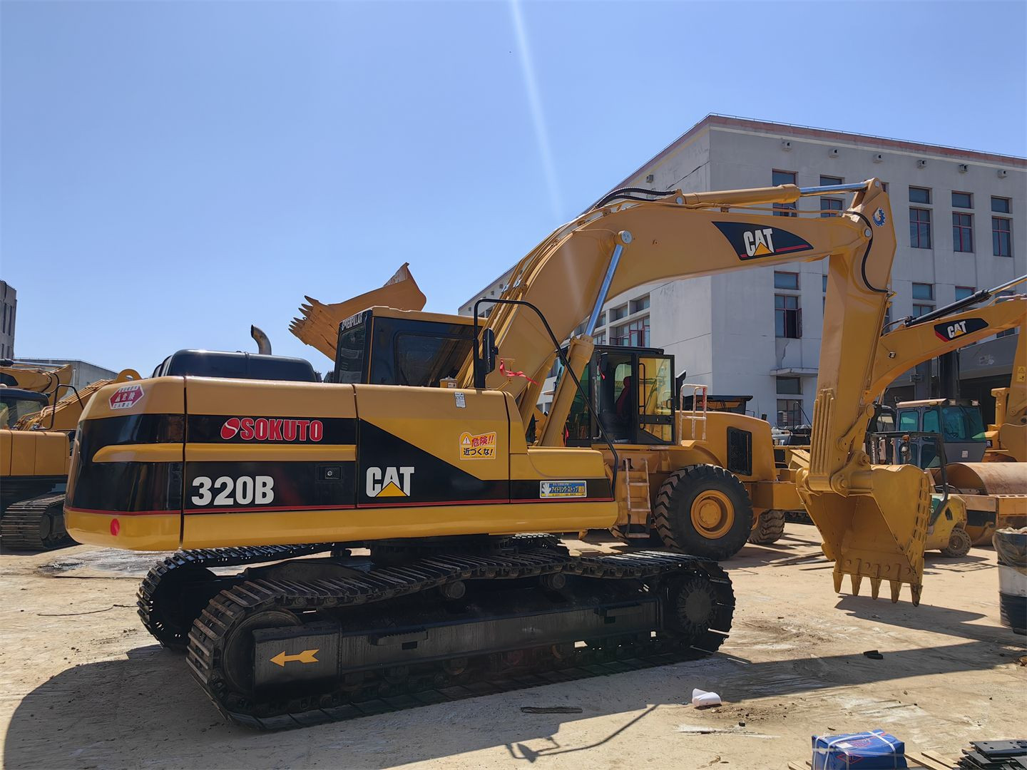 Buy Caterpillar 320 Excavator 320b Cat Used Excavator from PF Machinery ...