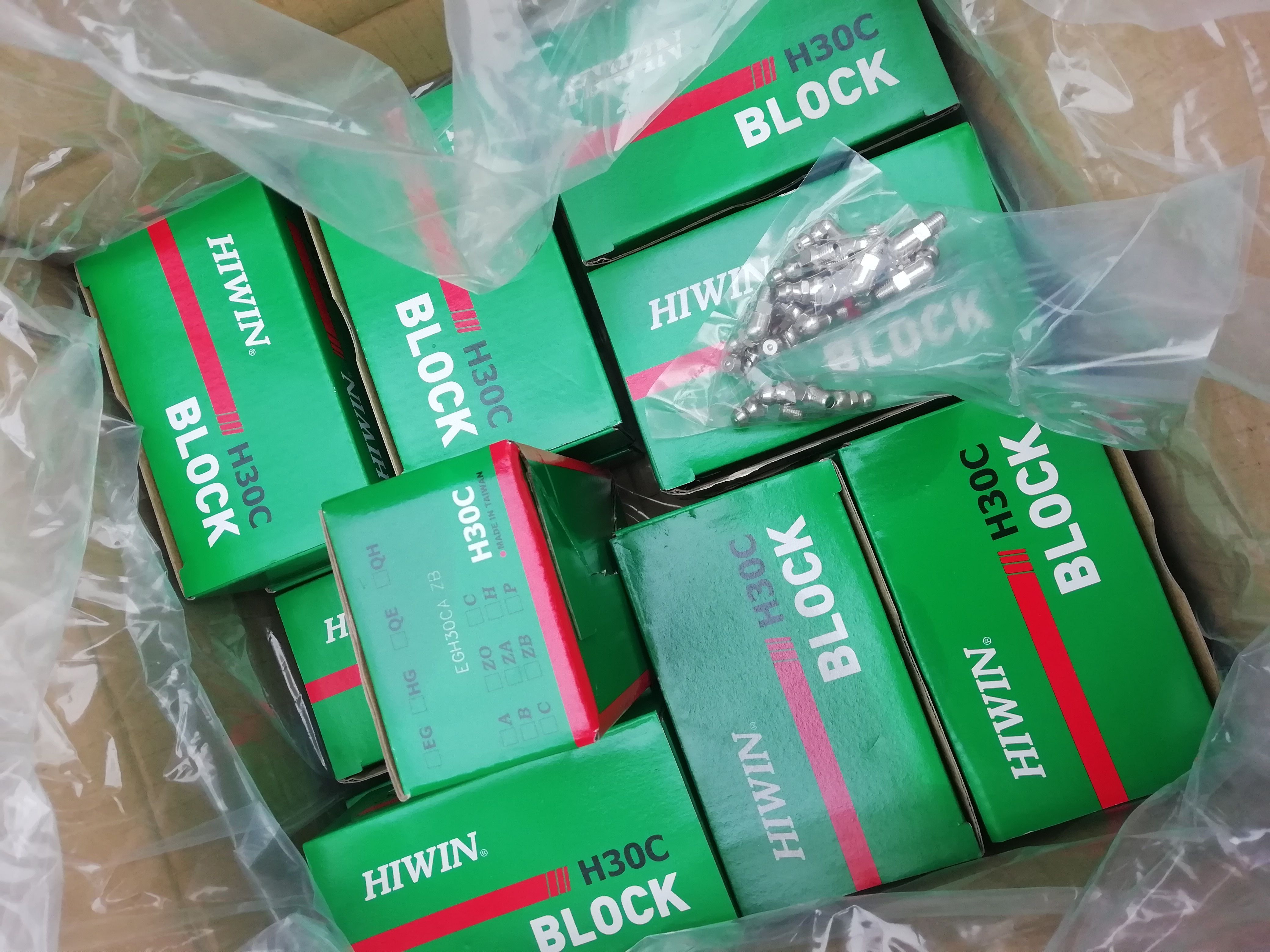 Buy Hiwin Model Rgh45cc Roller Type Load Type Slider Machine Tool Automation Bearing from ...