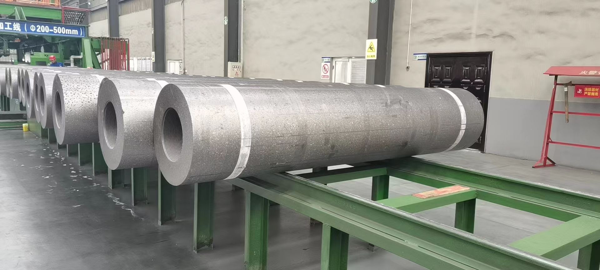 Buy Uhp Graphite Electrode from Xinyu Graphite Co., Ltd, China ...