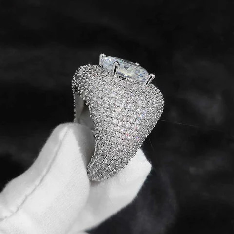 Buy Hiphop 18k Gold Plated Iced Bling Big Diamond Ring Ready To Ship from Guangzhou Yili Jewelry ...