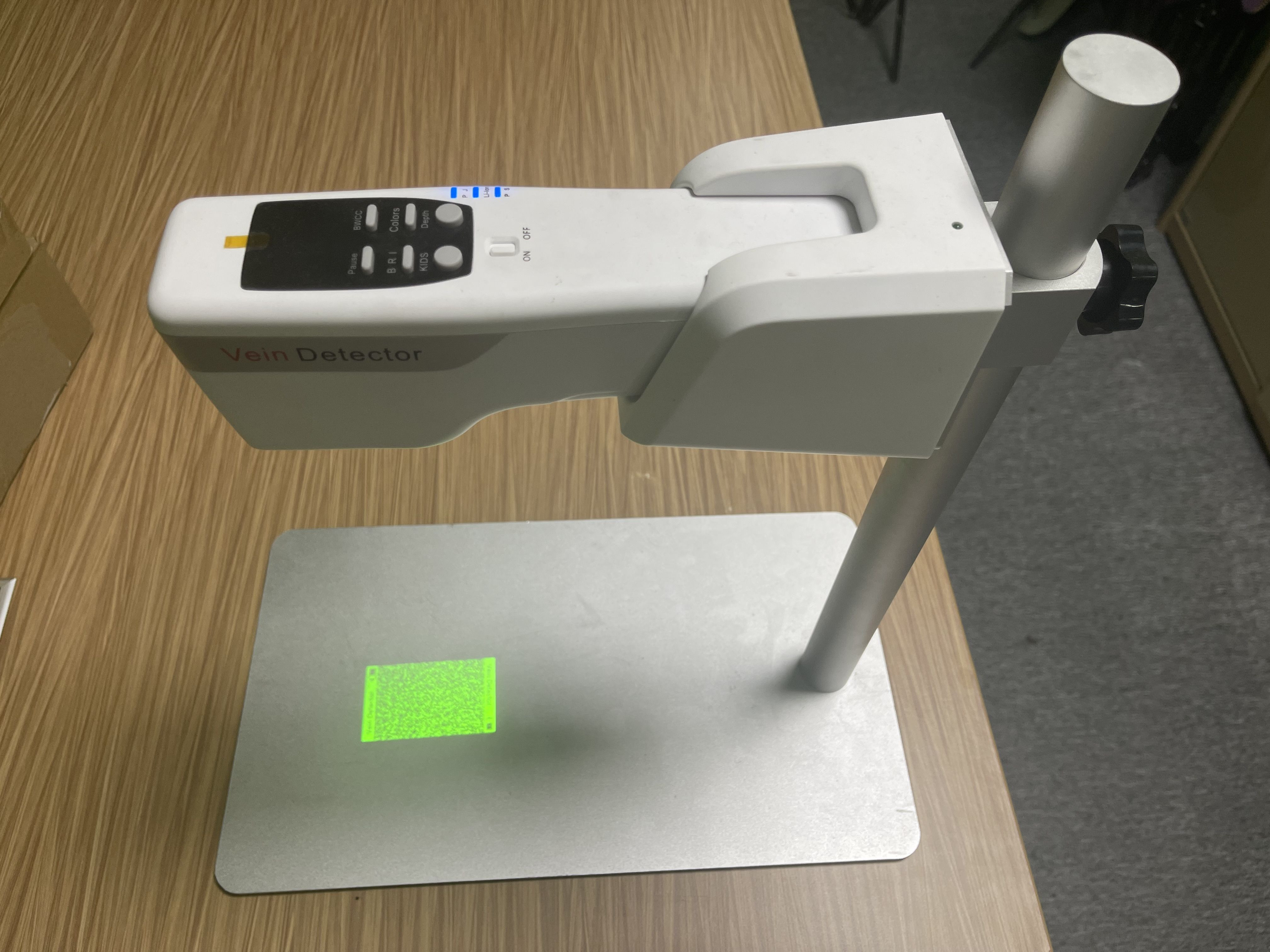 Buy Clear Deep Imaging Infrared Vein Finder Vein Detector Vein Viewer Vein Locator from Akicare ...