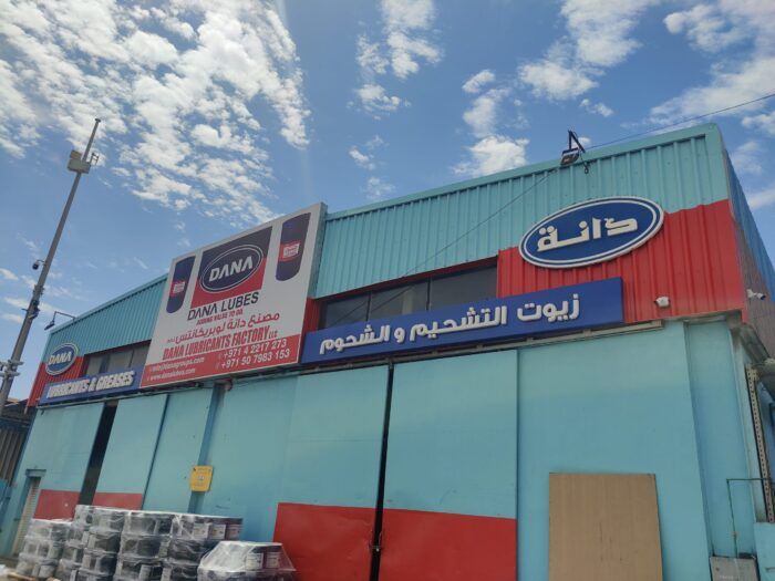 Buy Sae 15w40 Lubricant Engine Oil For Cars from DANA Lubricants ...