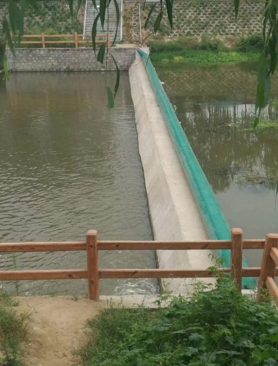 Buy Customized Inflatable Rubber River Water Dam /rubber Inflatable ...