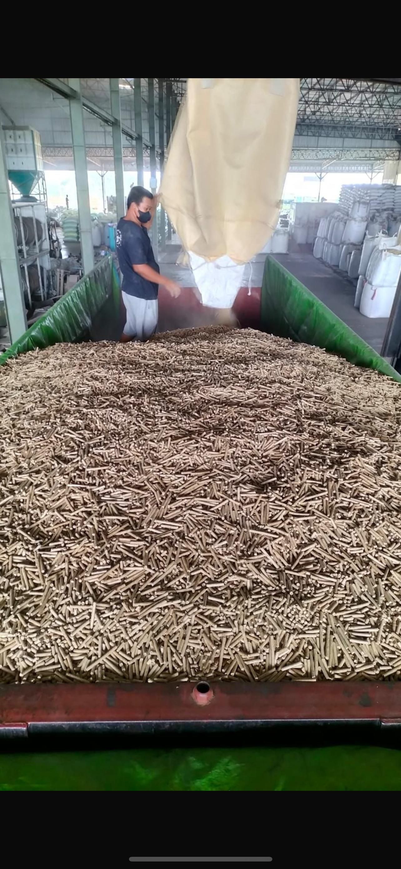 Buy Rice Husk Pellets from PT Anak Menol Ikak, Indonesia | Tradewheel.com