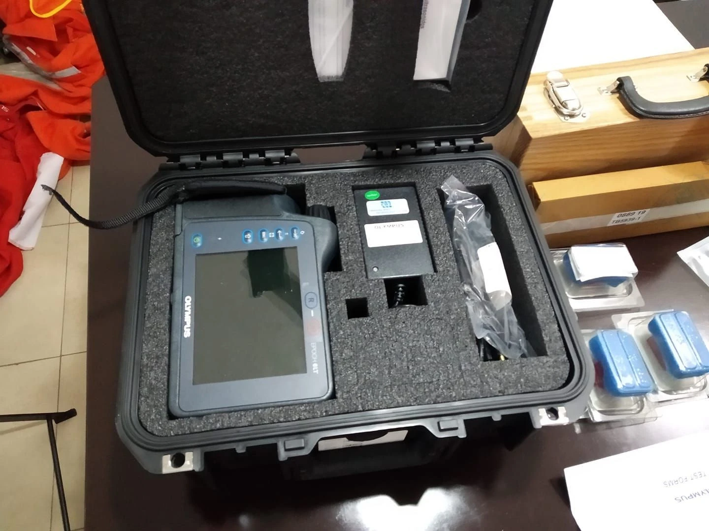 Buy Olympus Epoch 6lt Portable Flaw Detector from PT. Abadi Kencana ...