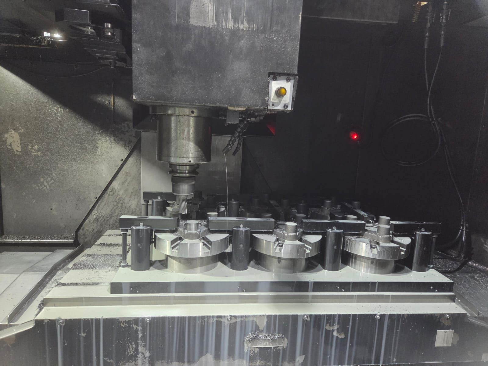 Buy Cnc Milling Machine Mynx 6500 from Ceeport Company, South Korea ...