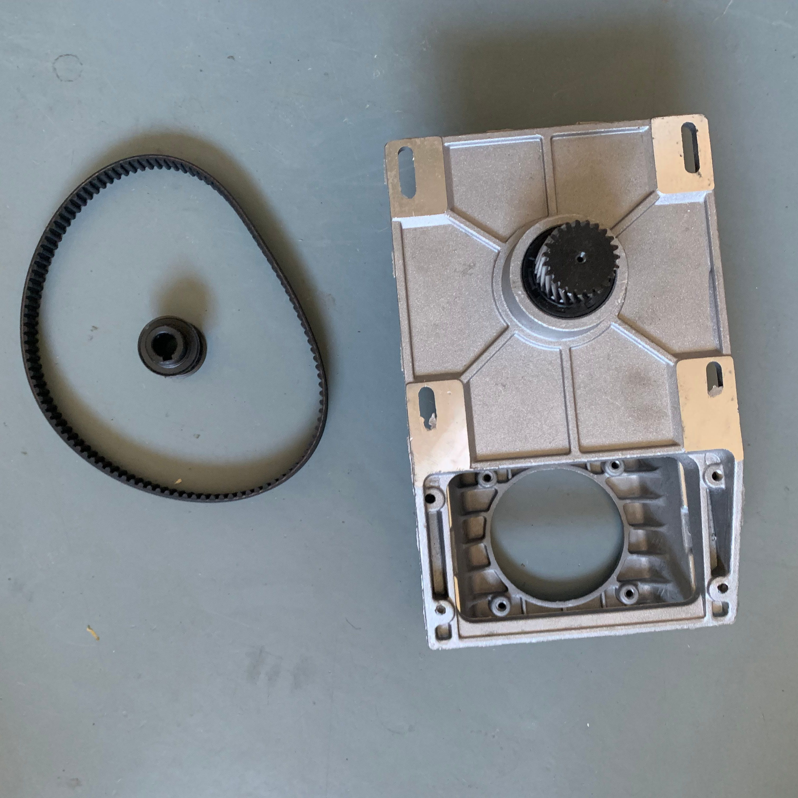 Buy China Automatic Custom Forward Reverse Dc Motor Gear Box Manual Car ...
