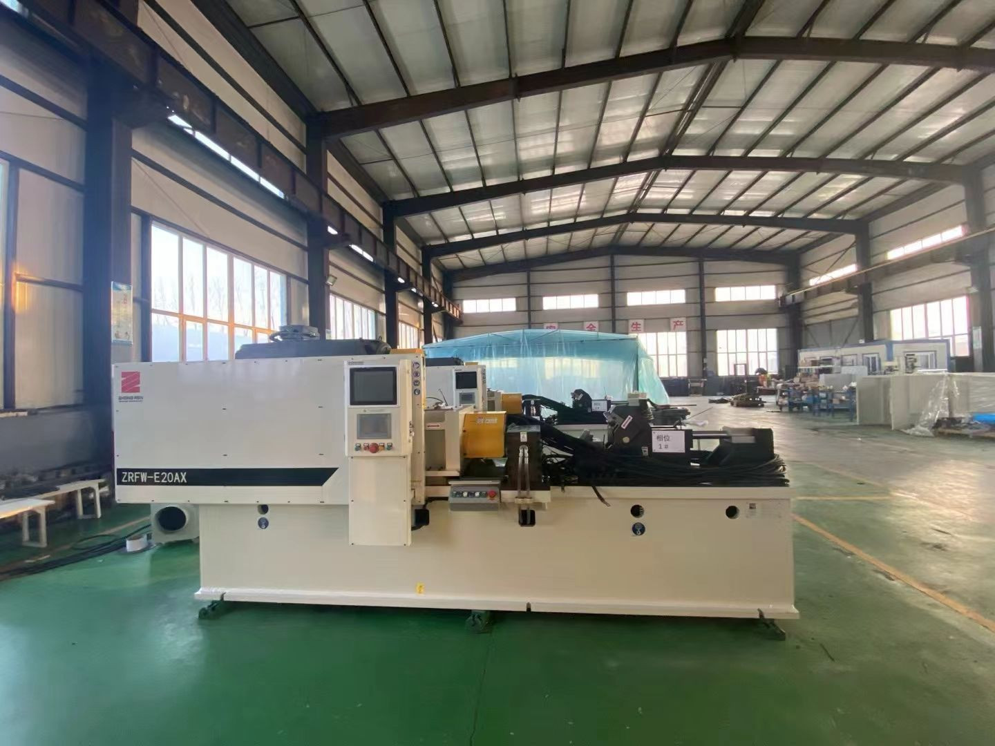 Buy 10/63/80/100/150/200tons Friction Welding Machine For Drill Pipe ...