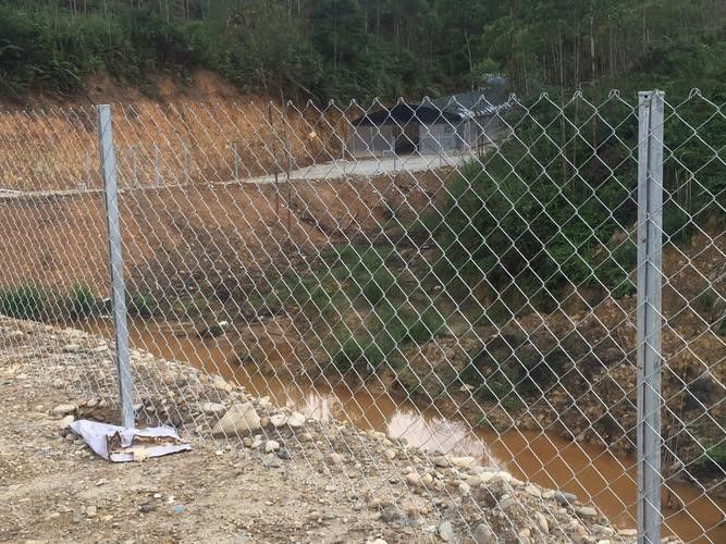 Buy Breeding/orchard Protective Nets from Anping County Yade Metal Wire ...