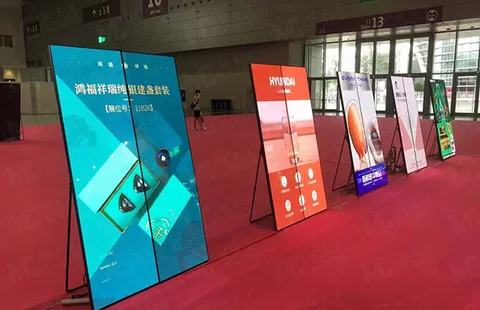 Buy Digital Led Poster Display Wifi Control Poster P1.86 P2 P2.5 Led ...