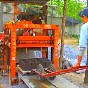 Buy Hollow Block Machines For Sale Qt4-40 Widely Used Concrete Block ...