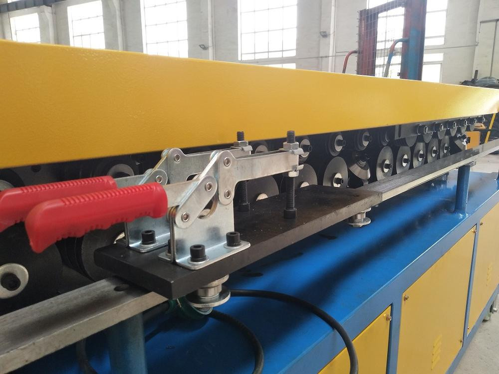 Buy Instock Tdc Tdf Flange Forming Machine , Duct Tdc Flange Maker ...
