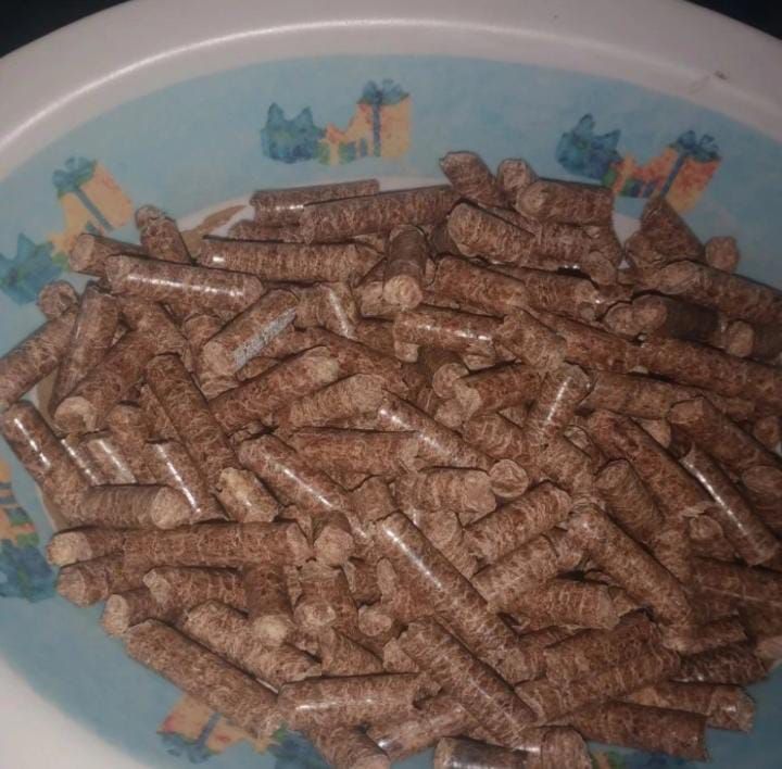 Buy Din, En Plus-a1, En Plus-a2 Pine 6mm Wood Pellet from Premium wood pellet, Republic of ...