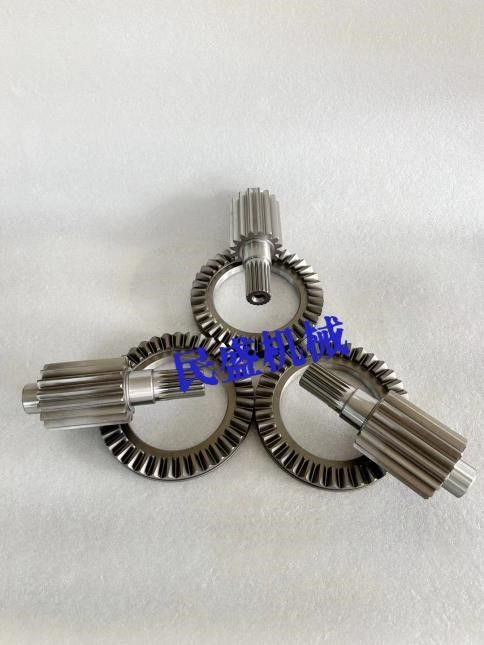 Buy Precision Ground Gears Made Of 20crmnti With 58–62 Hrc Hardness For ...