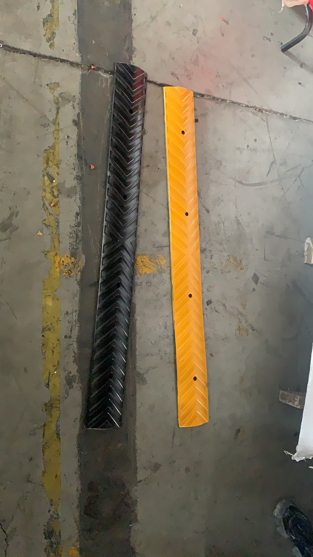 Buy High Strength Rubber Speed Bumps Barrier Road Deceleration Strip ...